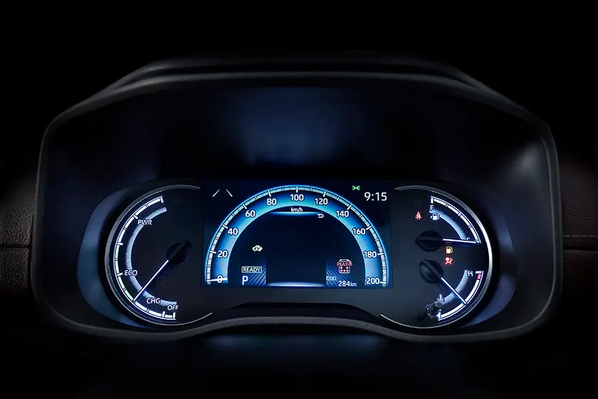 Toyota Innova Hycross Specifications - Features, Configuration & More